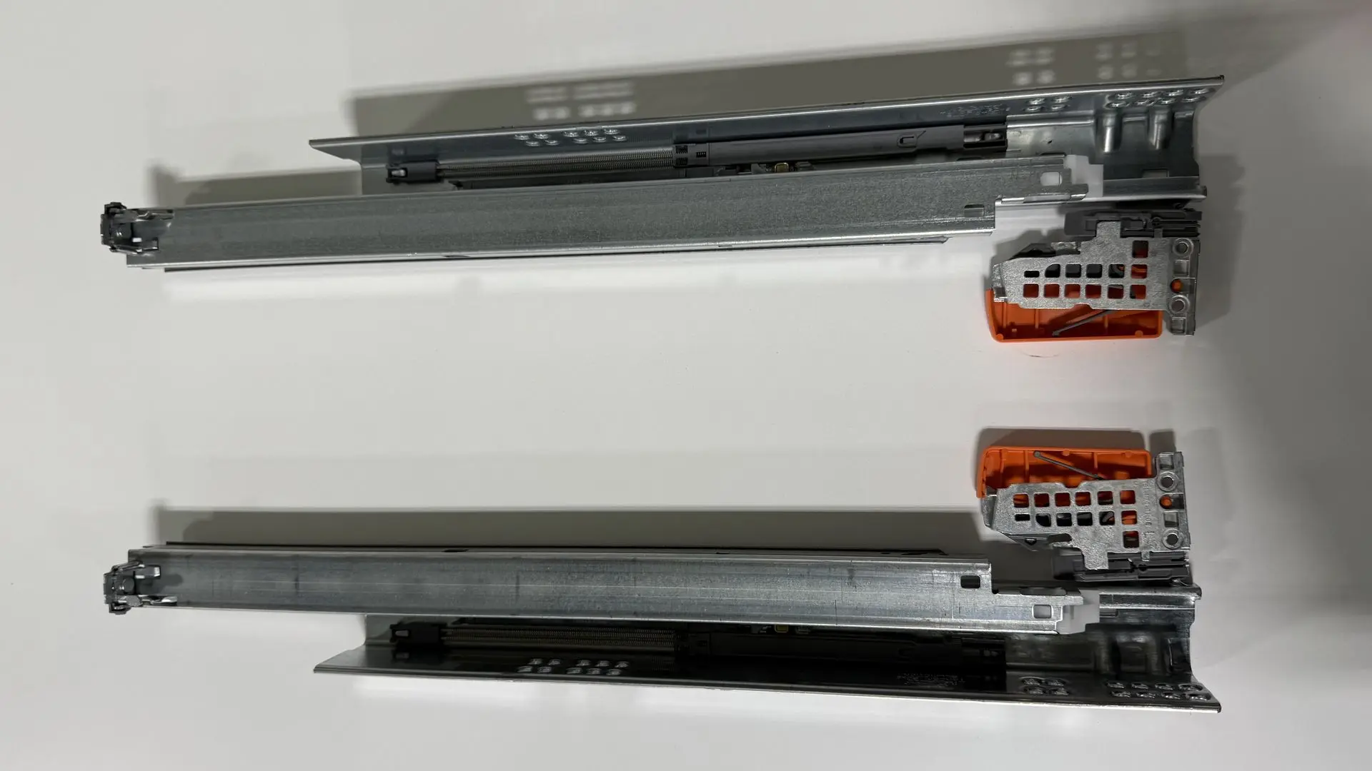 How to Remove and Put in a Drawer | Oldenburger Website